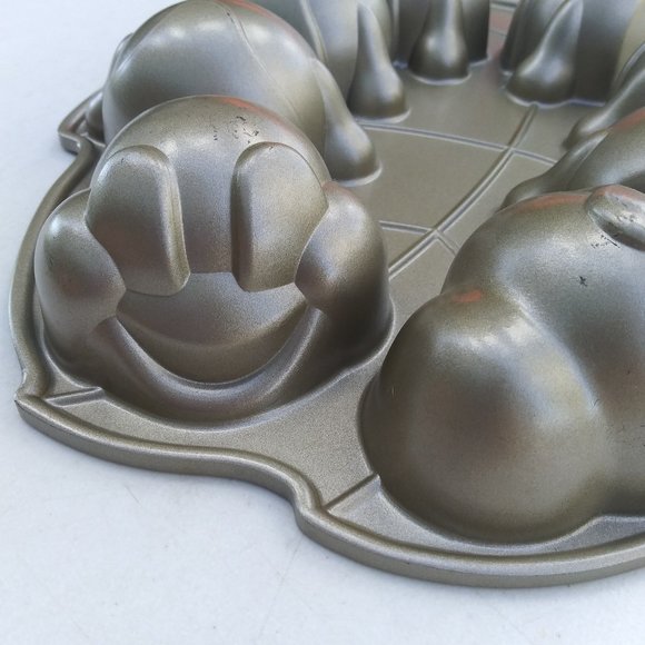 Nordic Ware | Kitchen | Nordic Ware Caterpillar Cakelet Pan | Poshmark